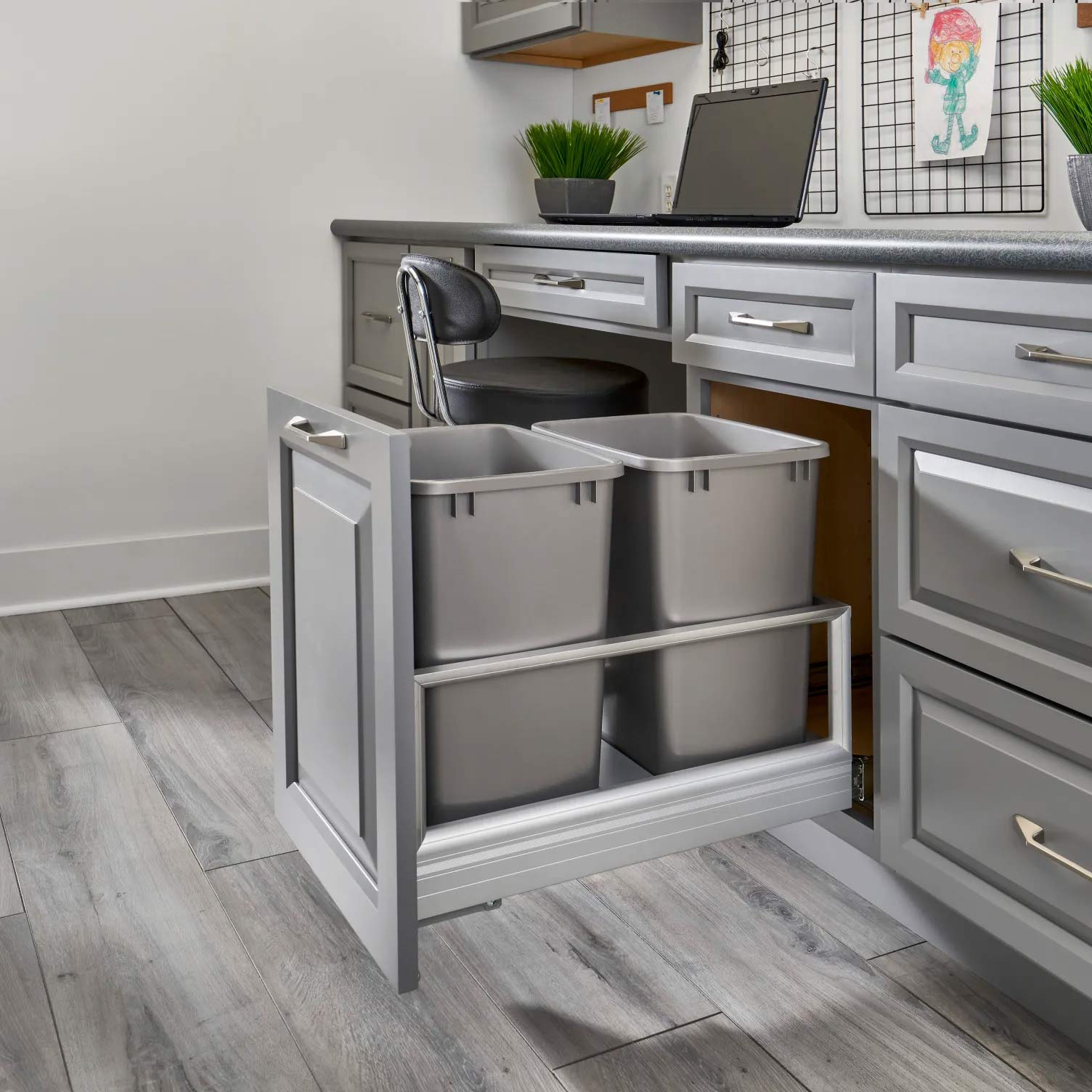 Aluminum Bottom Mount Waste Container w/Rev-A-Motion - 5149 - Elite ...